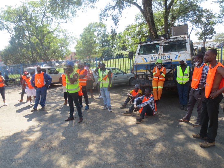 Villagers march to Makhado to demand services and job opportunities ...