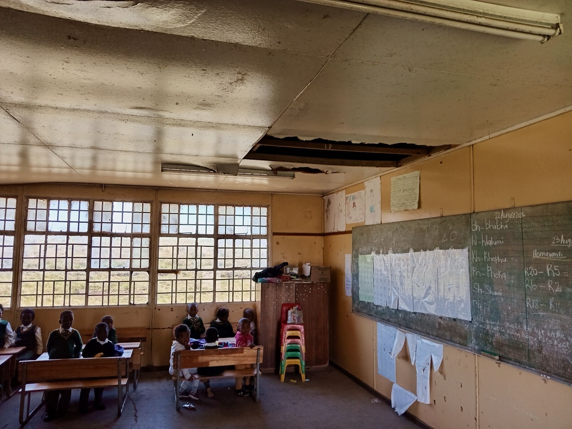 Parents fear for children’s safety at this crumbling school | GroundUp